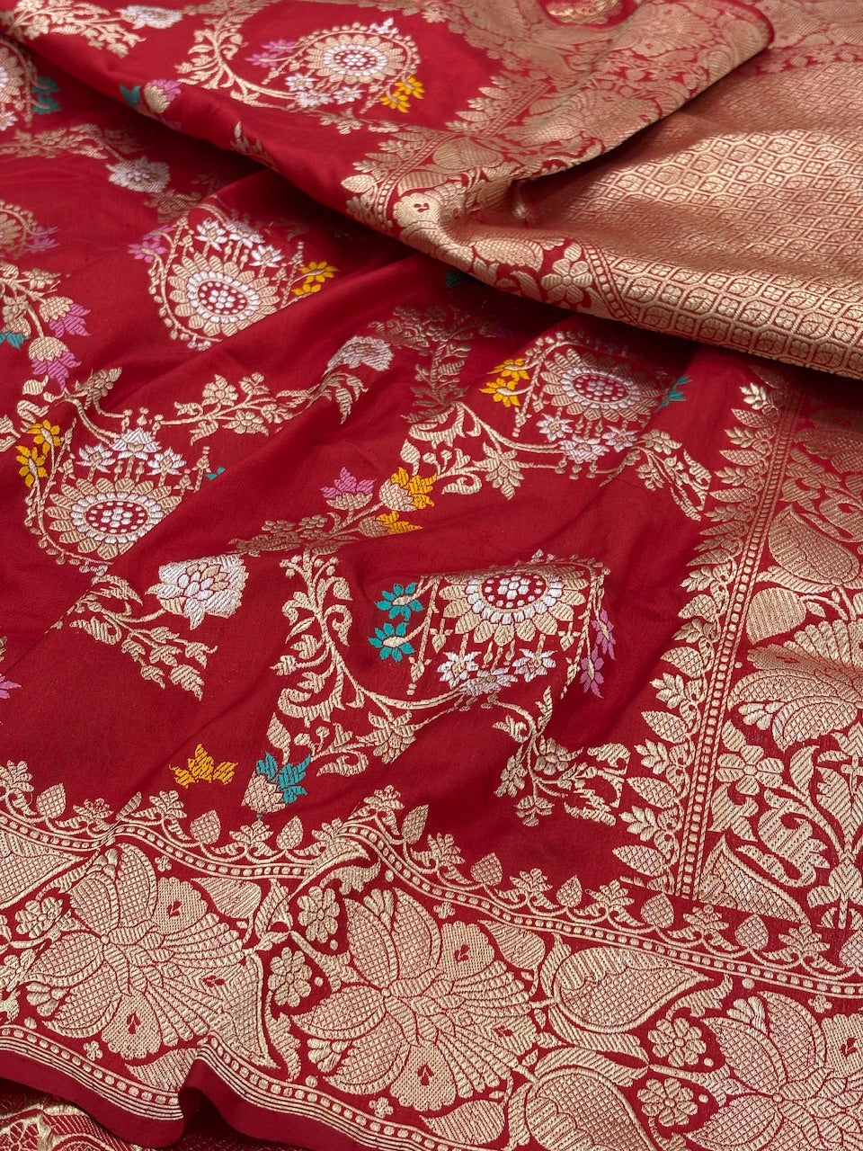 Red Banarasi Pure Katan Silk Handwoven Saree – Heritage Banaras Luxury